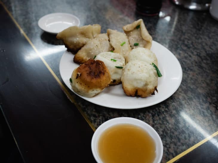 The Best Sheng Jian Bao In Shanghai China + Video